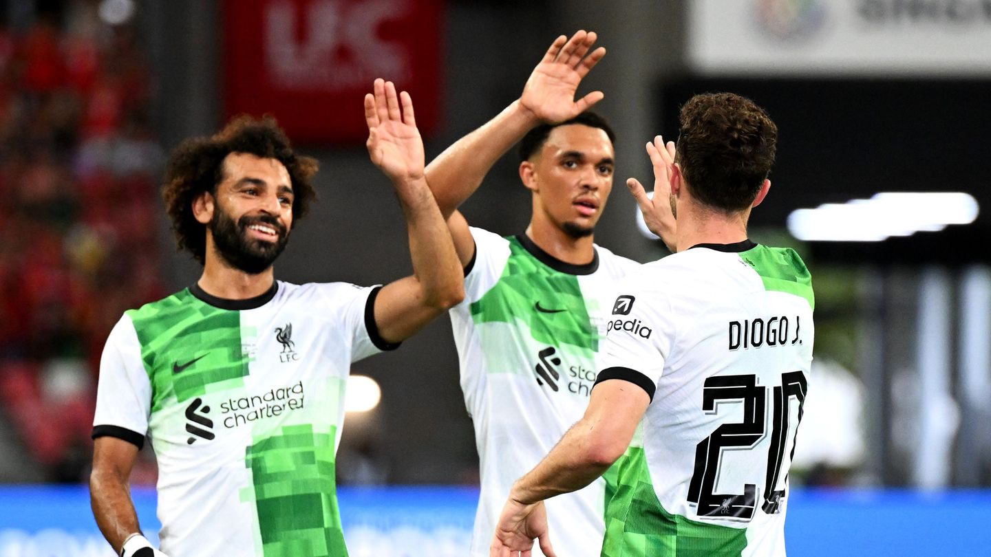 Friendlies review: Liverpool hit four again, Man City taste defeat