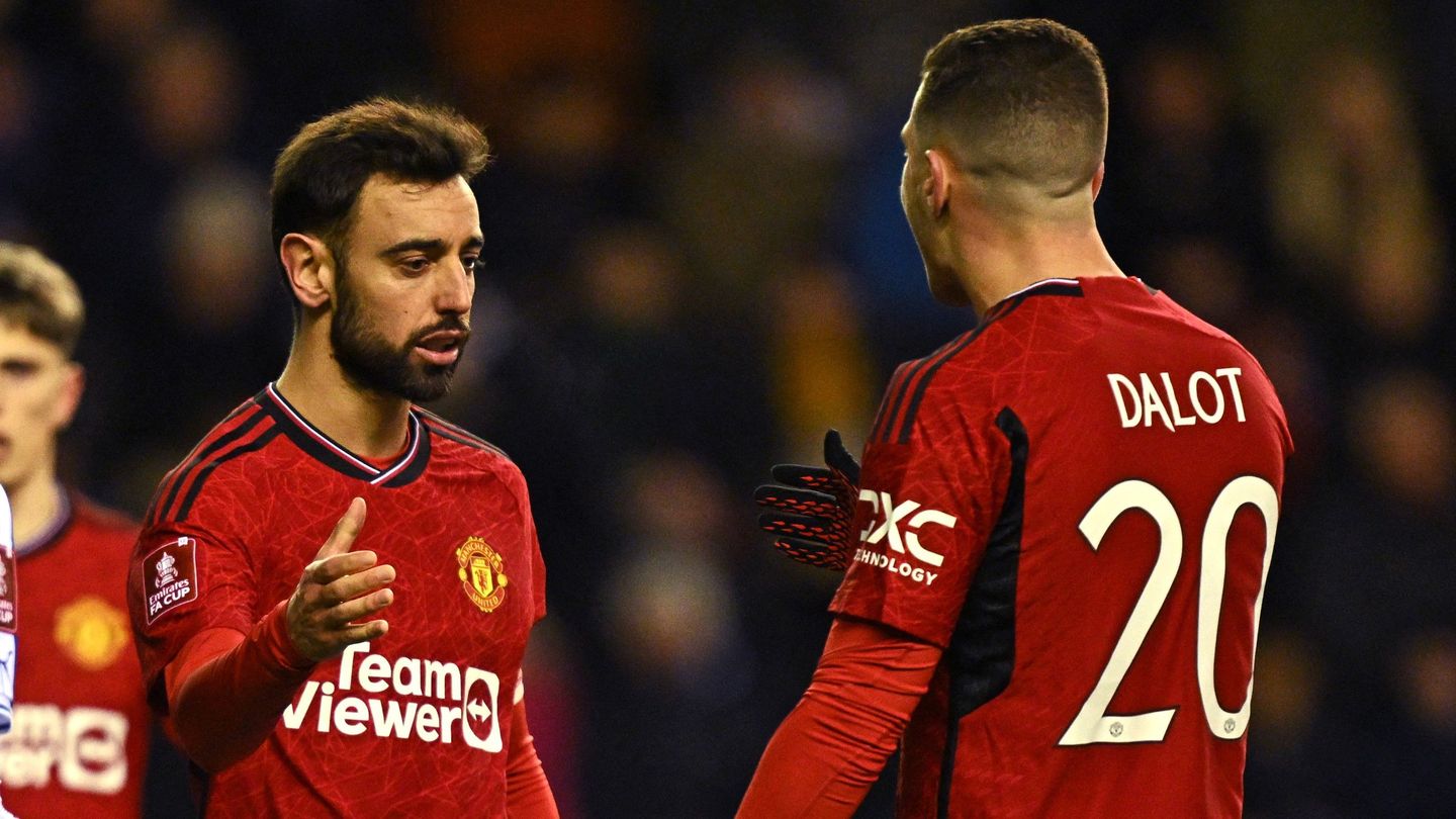 Dalot and Fernandes send Man Utd into next round of FA Cup