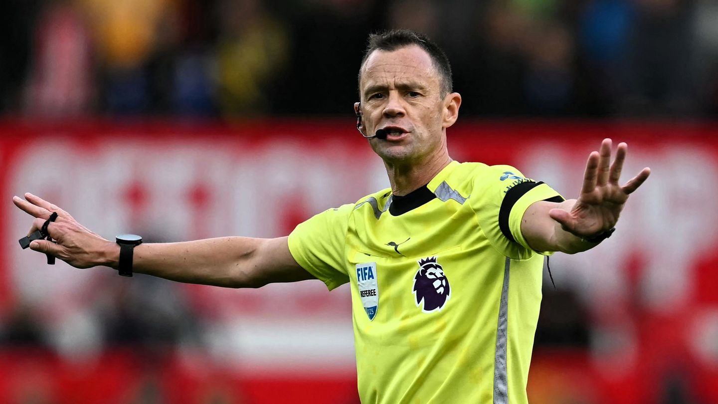 Match officials for Matchweek 14 midweek fixtures