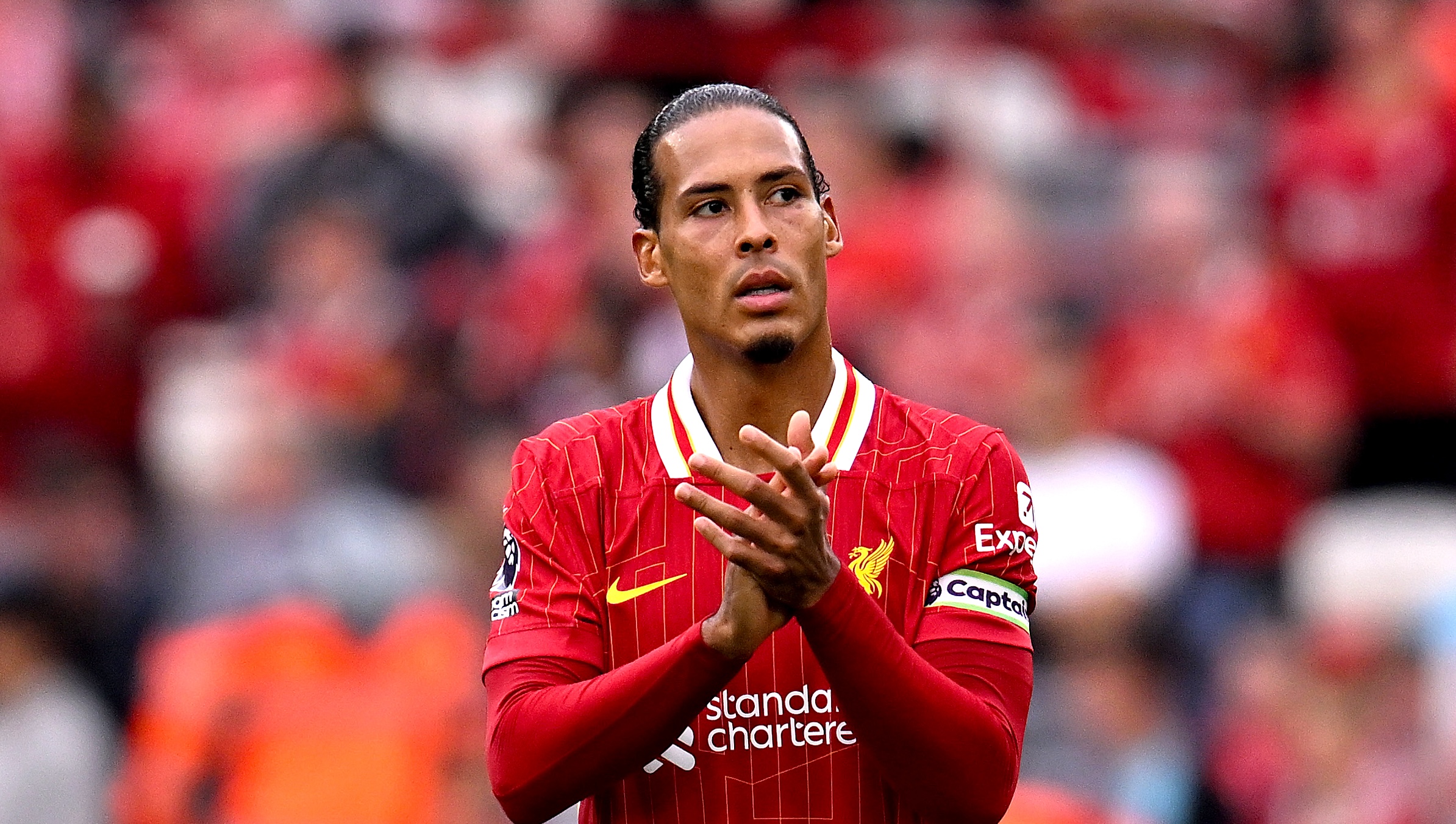 Van Dijk in contract talks with Liverpool