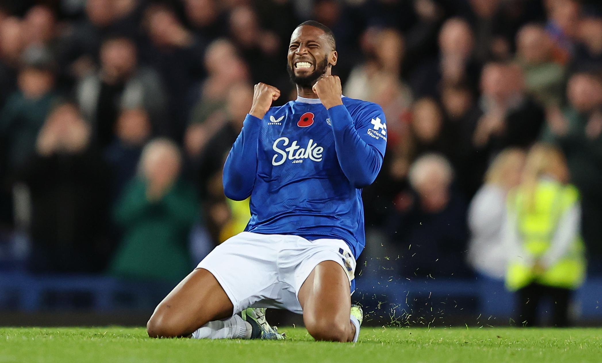 Beto strikes late to rescue point for Everton against Fulham