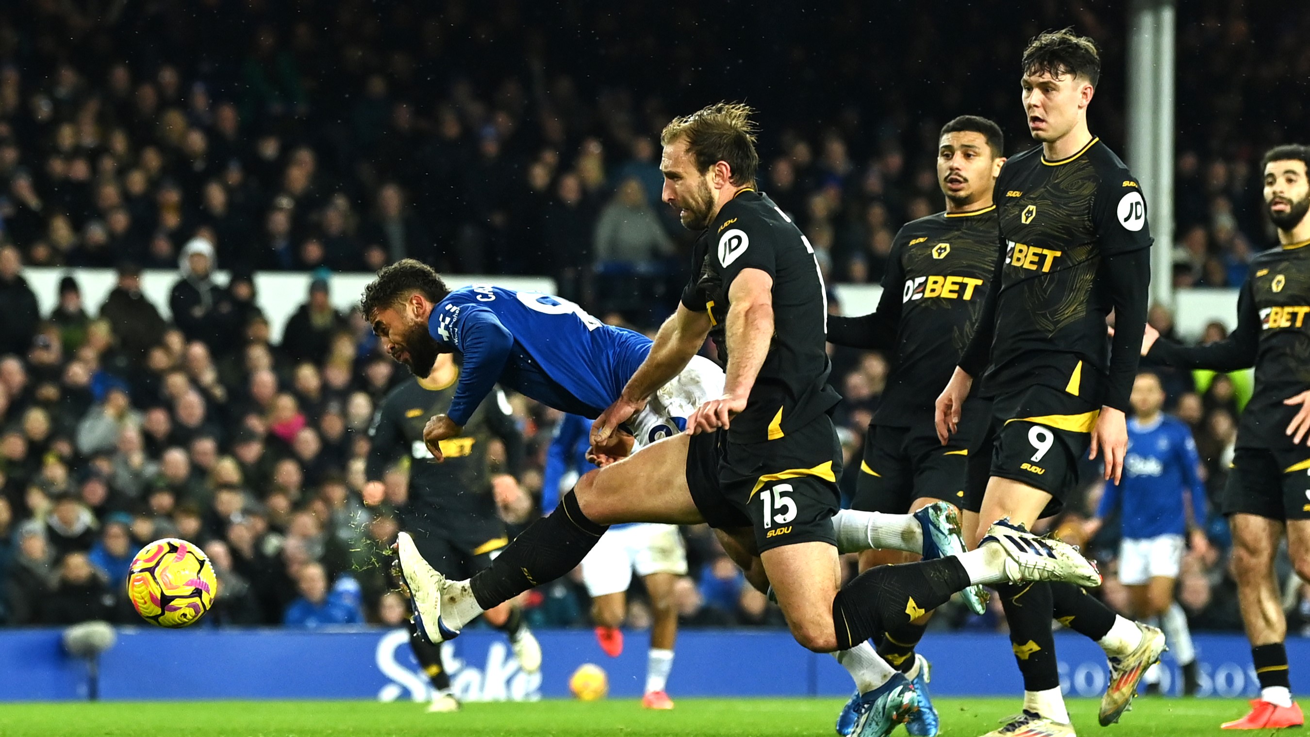 Dawson equals unwanted record with TWO own goals