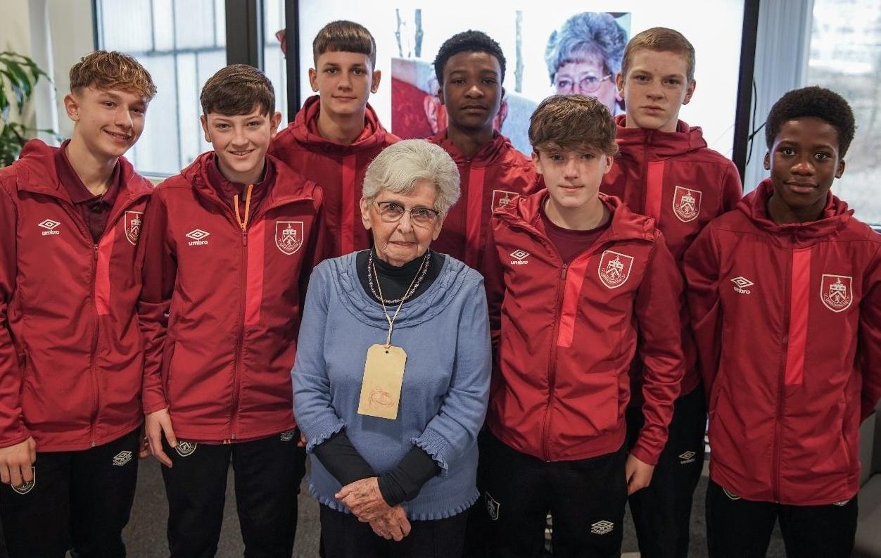 Football Remembers the Holocaust: Premier League programme educates and ...