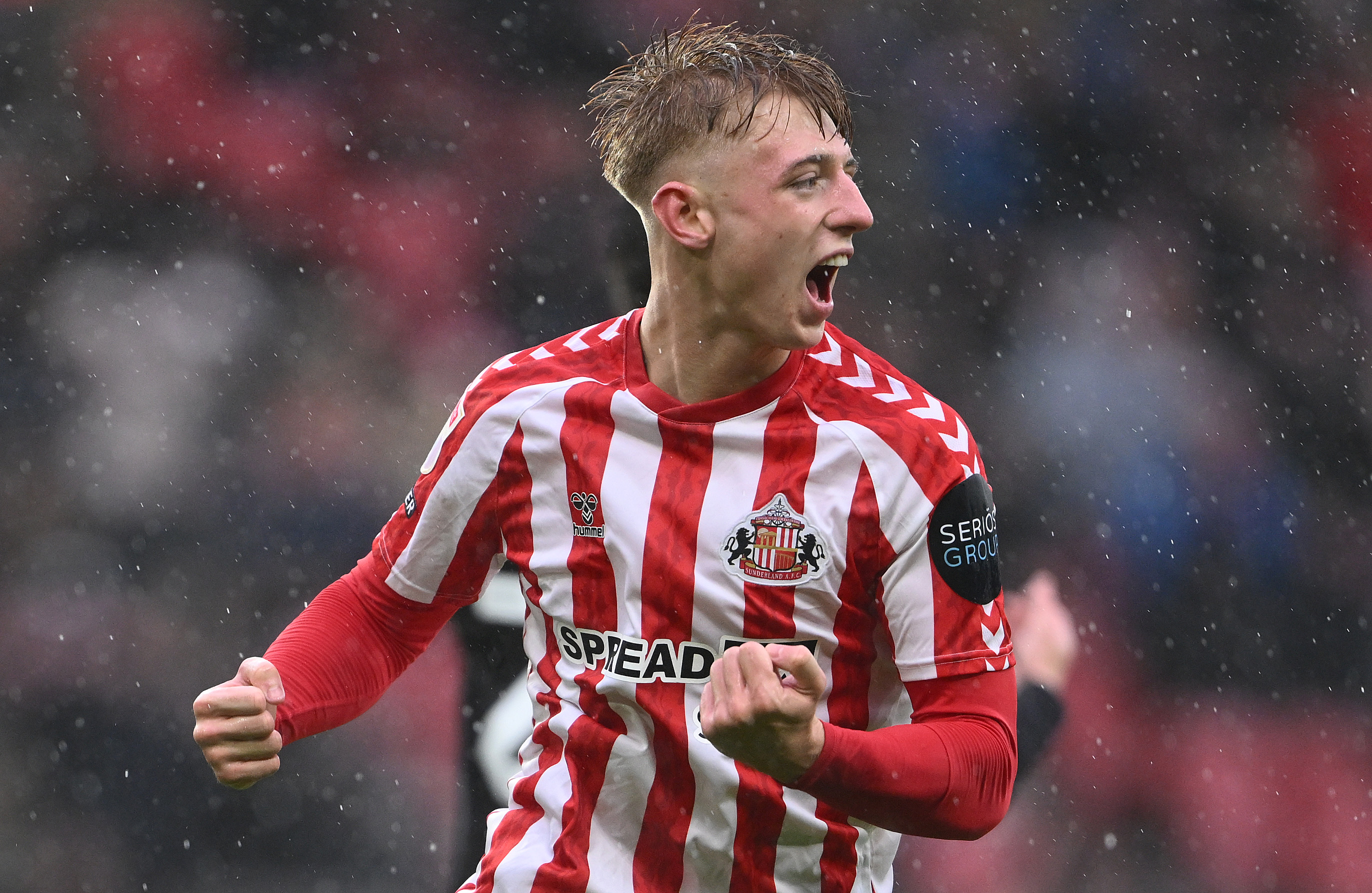 Brighton agree deal to sign teenage winger Watson