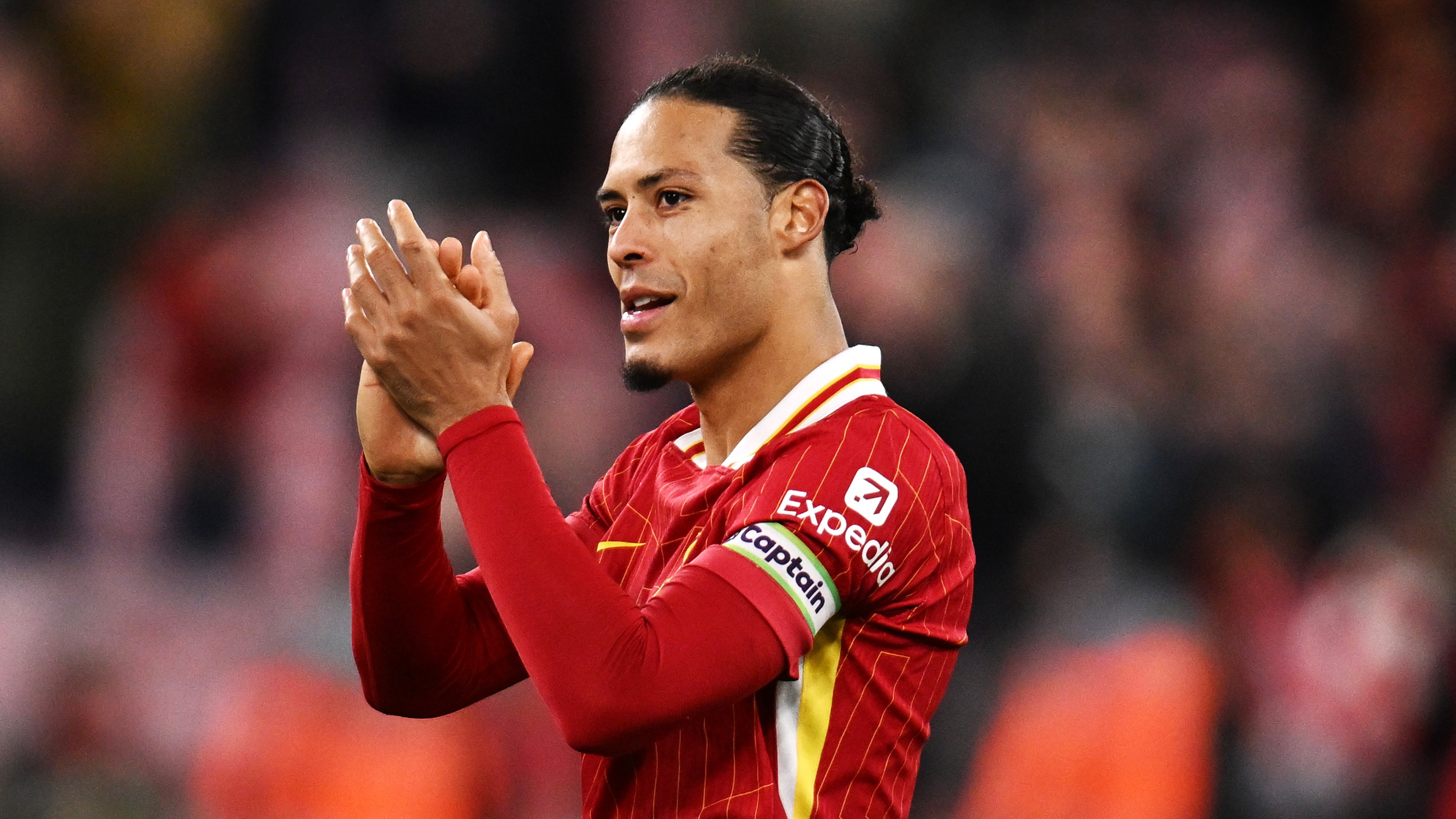 Van Dijk: Progress has been made in contract talks