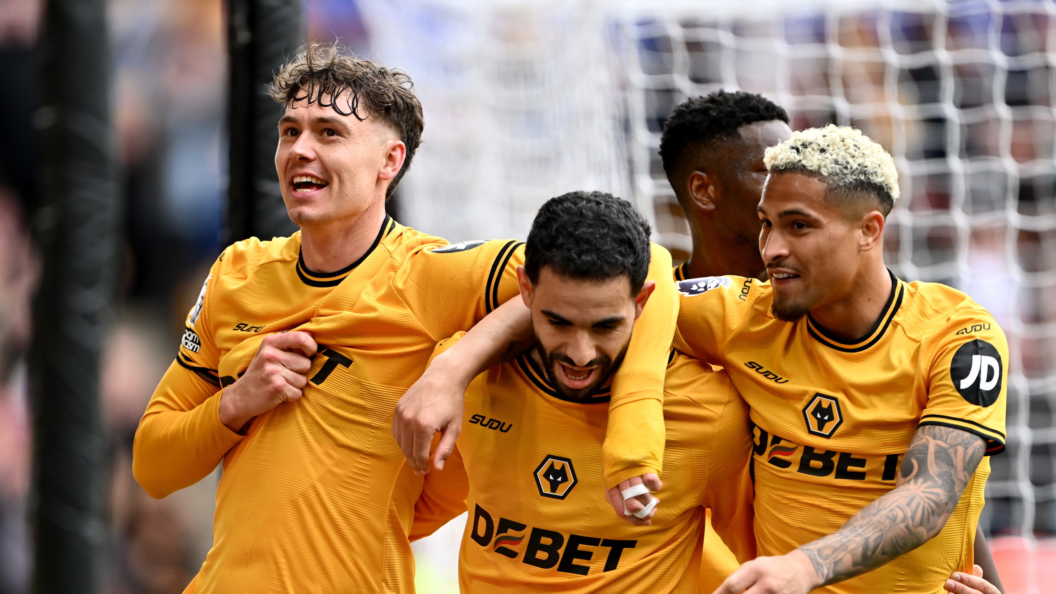 Wolves beat Spurs in six-goal thriller to earn fourth straight win
