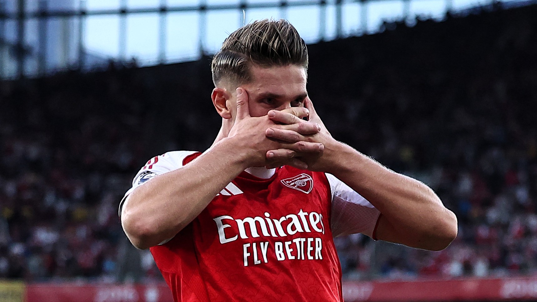 Watch: Extended highlights of Viktor Gyokeres' Arsenal home debut