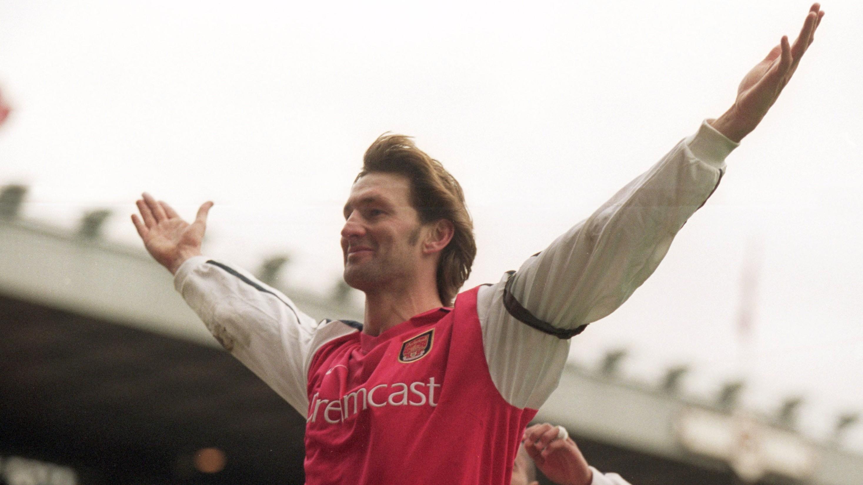 Tony Adams inducted into Premier League Hall of Fame