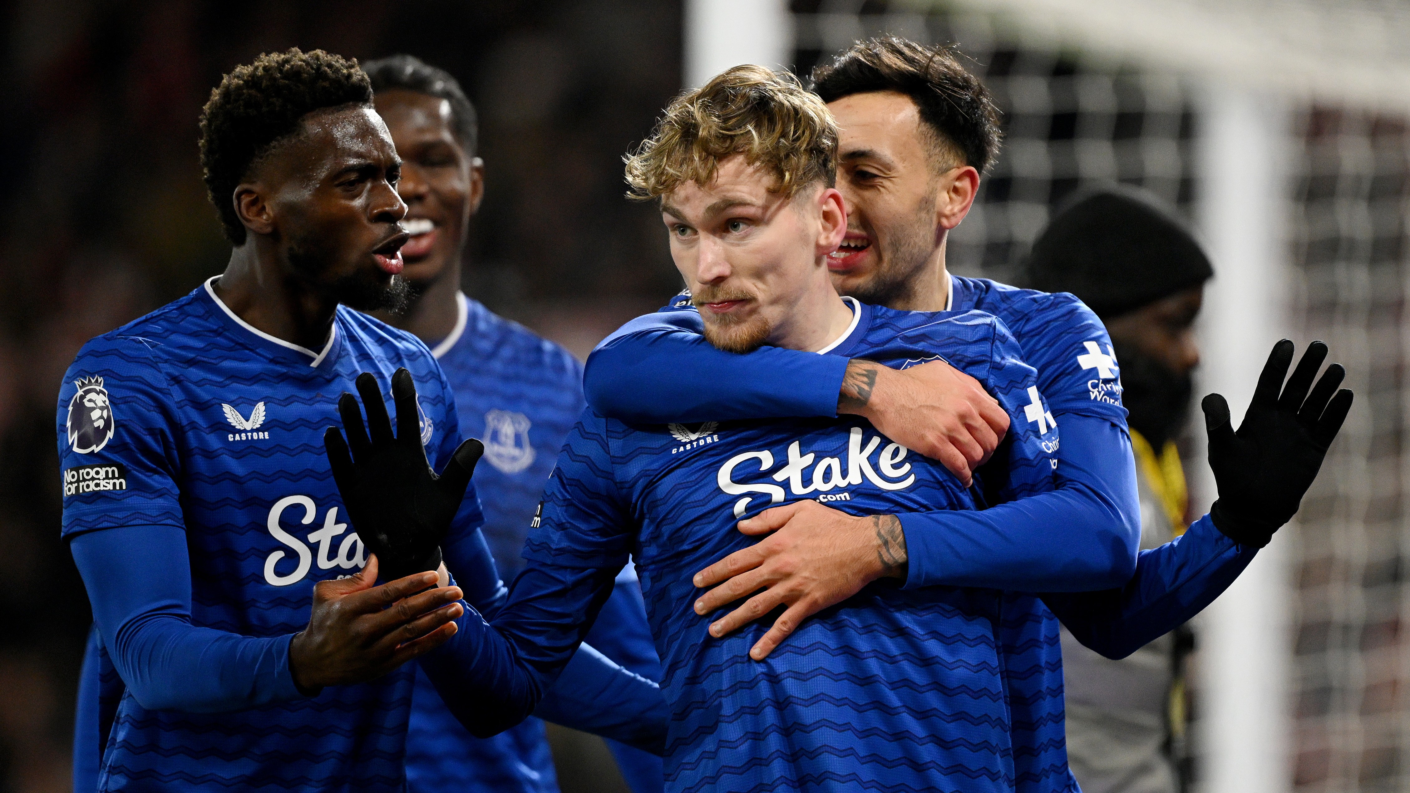 Garner inspires Everton to victory at Nottingham Forest